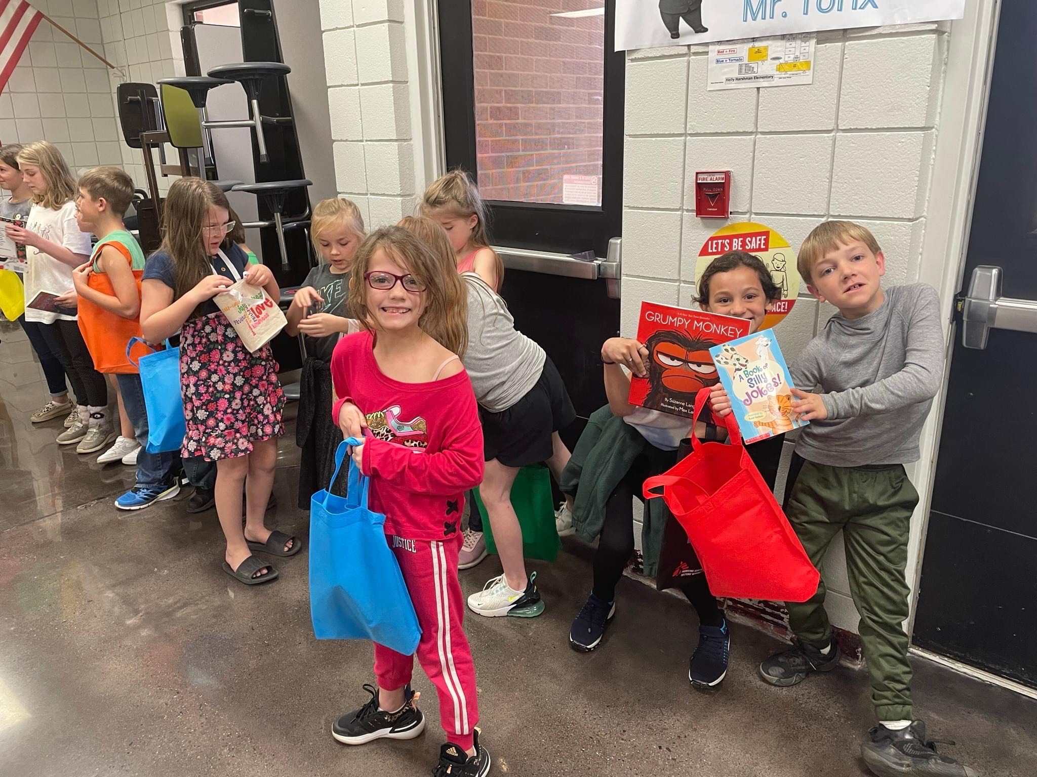 Mena First UMC's "Book Buffet" provides third-graders with books ...